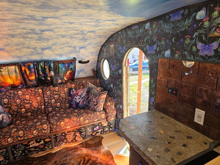 The Boujee Bungalow - Auburn, CA