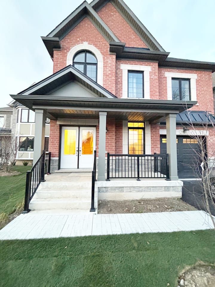 Sunny Room In Cozy Home - Toronto