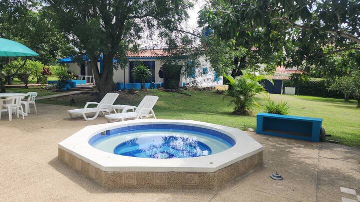 Hermosa Finca Campestre Con Jacuzzi En Anapoima - Anapoima