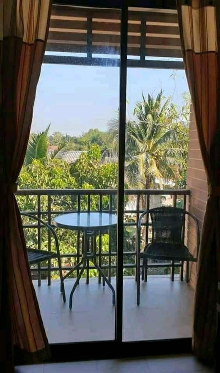 Banlanna Hotel - Lampang