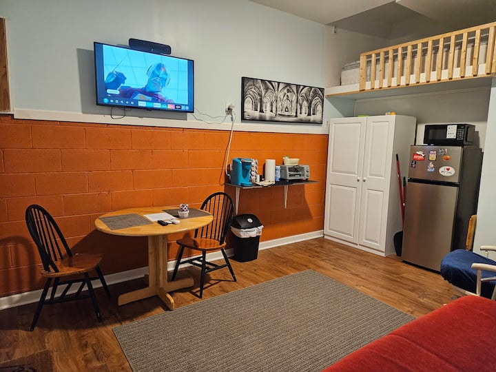Independent Modern Cozy Apmnt.  Lake 12 Mnts Away - Acworth, GA