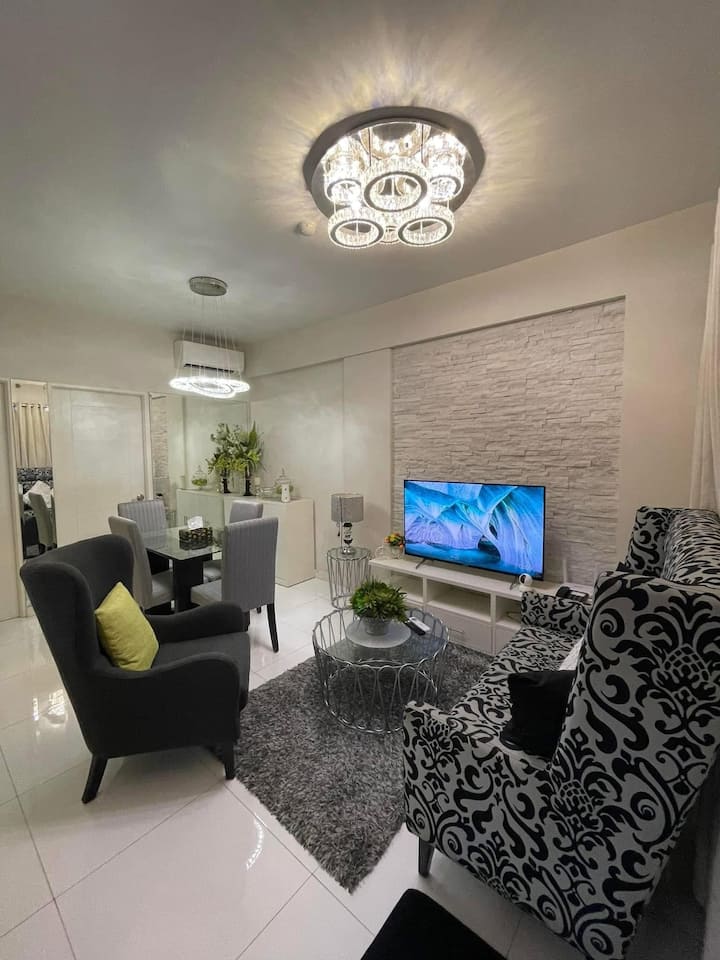 2-br Unit In Rhapsody For Rent. - Muntinlupa
