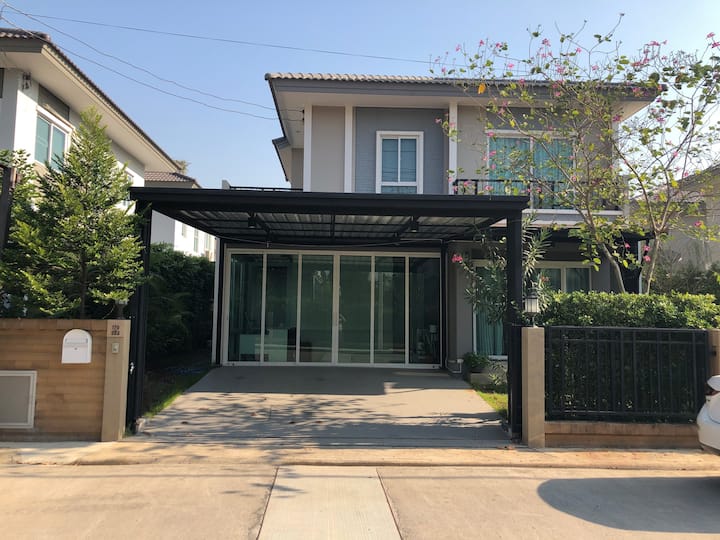 Lovely House - Mueang Pathum Thani District