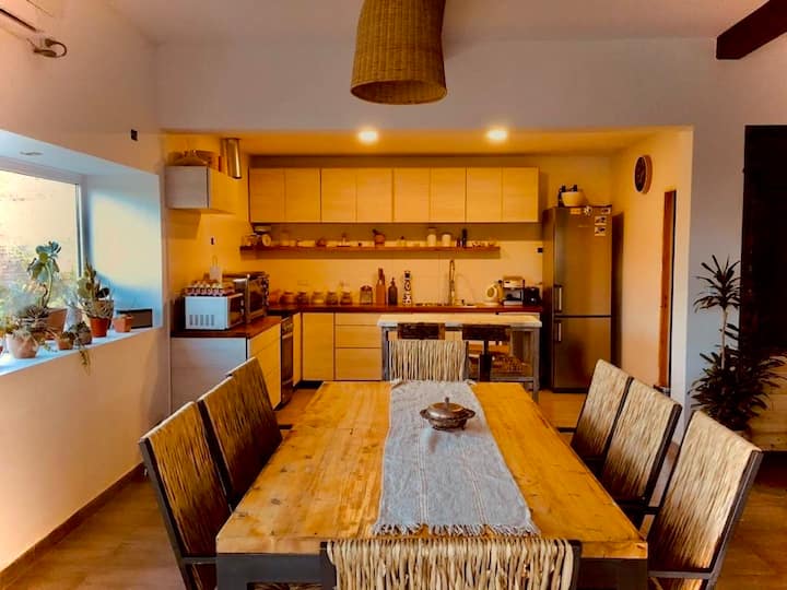 Exclusiva Casa | 8p | Piscina | Cochera | Parrilla - San Juan, Argentina