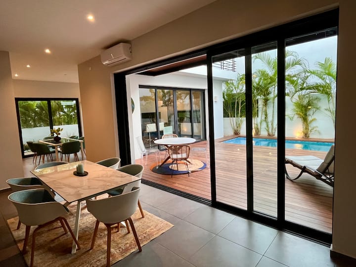 New Stunning & Luxe House Pro Designed In Pdc - Playa del Carmen