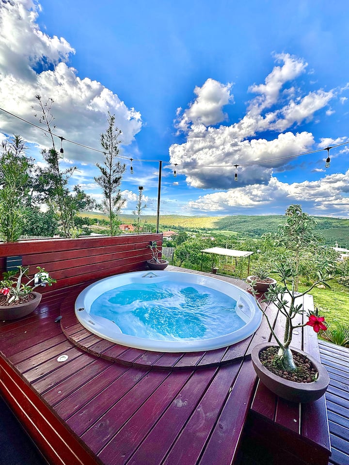 Contêiner Com Vista Espetacular - Goiás