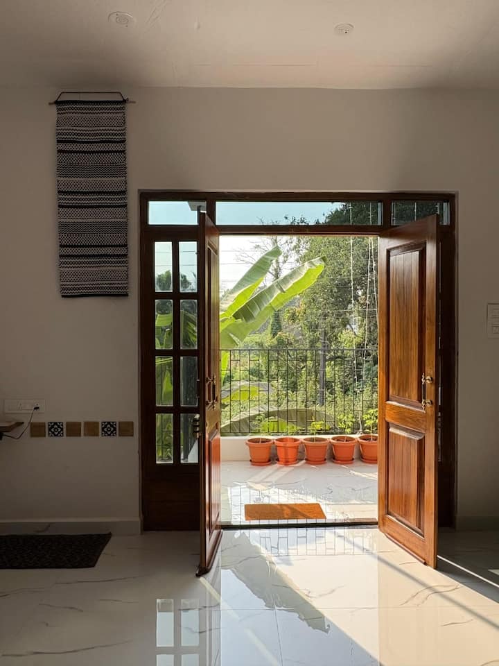 Luxury 1bhk | Sunrise Sunset View L Mandrem Beach - Goa
