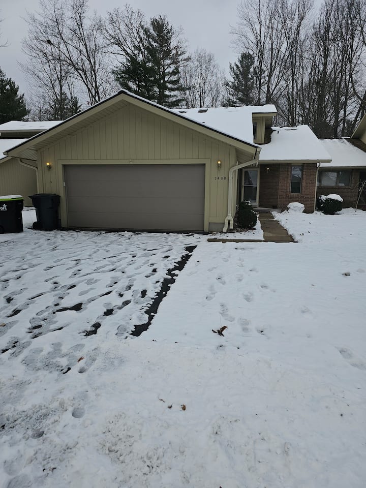 Howe's House 3408 Pine Grove - ミッドランド, MI