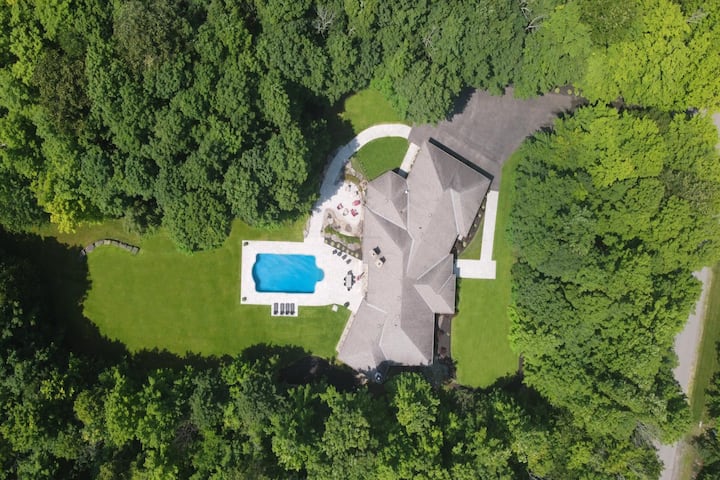 Luxury Oasis In Rideau Forest - Ottawa