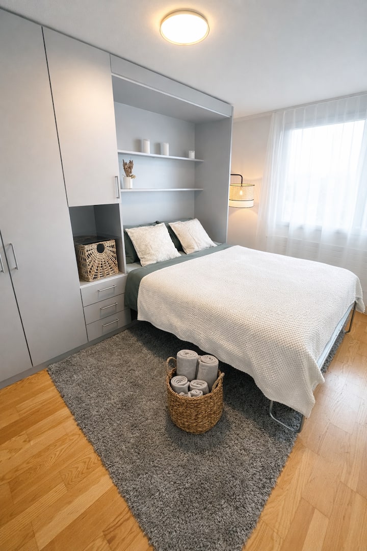 Bijou Serene | Klitzekleines Studio Mit Seeblick - Spiez