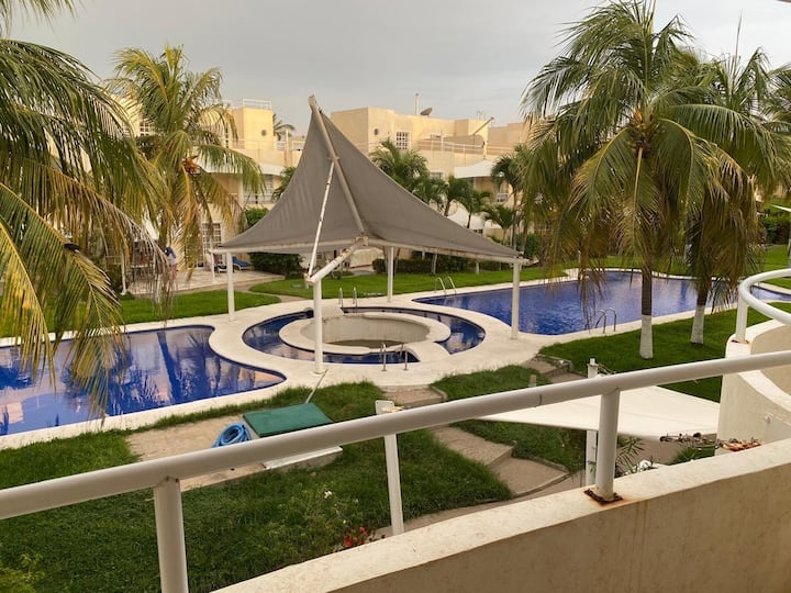 Casa Grande, Amplia Y Cómoda. - Acapulco