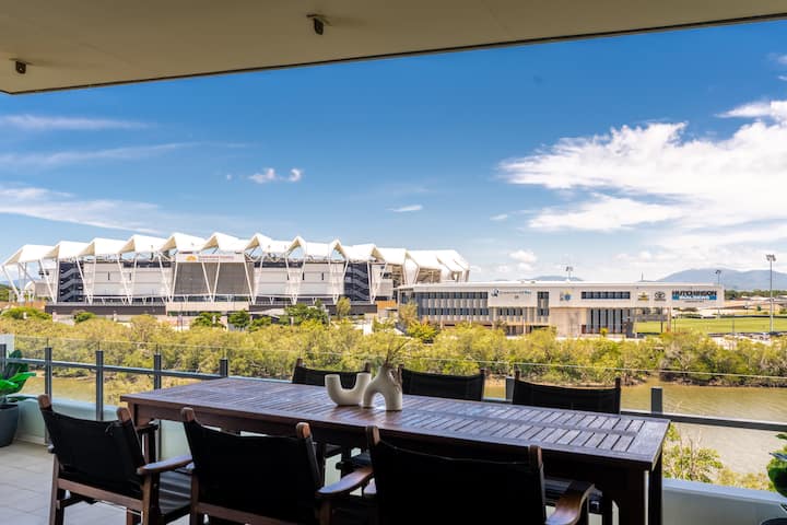 Stadium Penthouse | 3 Br 3ba Pool, Gym Opp Stadium - Magnetic Island