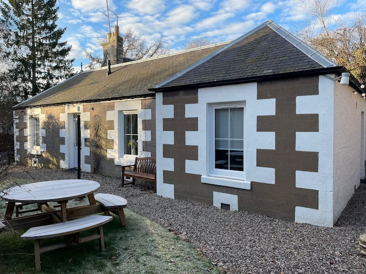 Beadles Cottage - Family Haven - Blairgowrie