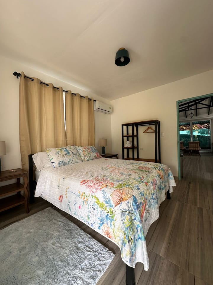 Casa Arrecife En Cabinas Con Piscina - Cahuita