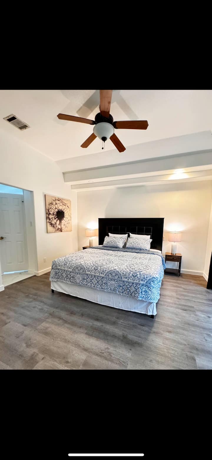 Newly Remodeled Single Story - Round Rock, TX