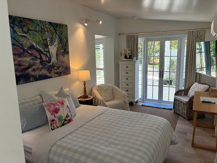 Modern Escape Coorparoo (Pet Friendly) - Brisbane