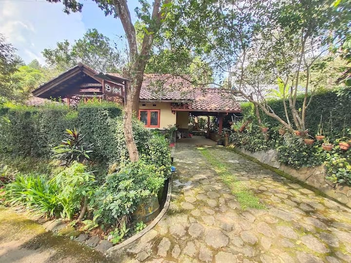 Villa Puri Tembogo - Trawas