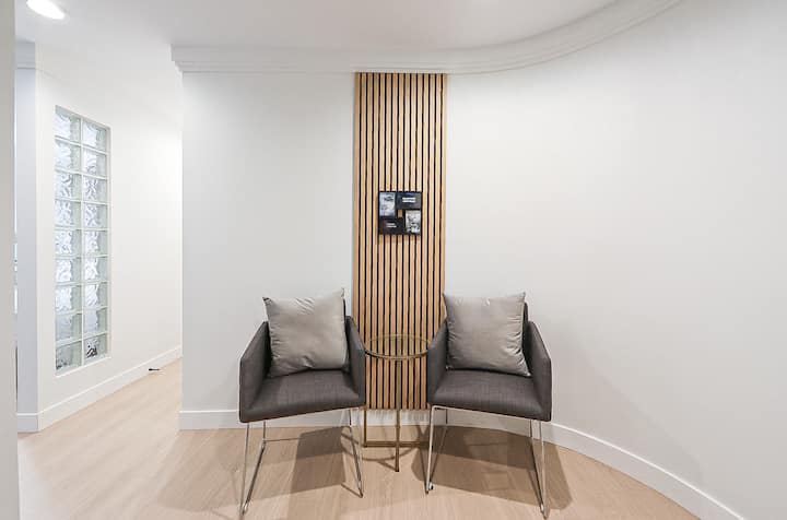 Cozy 1-br Suite Near Yvr - W/laundry+parking - Vancouver