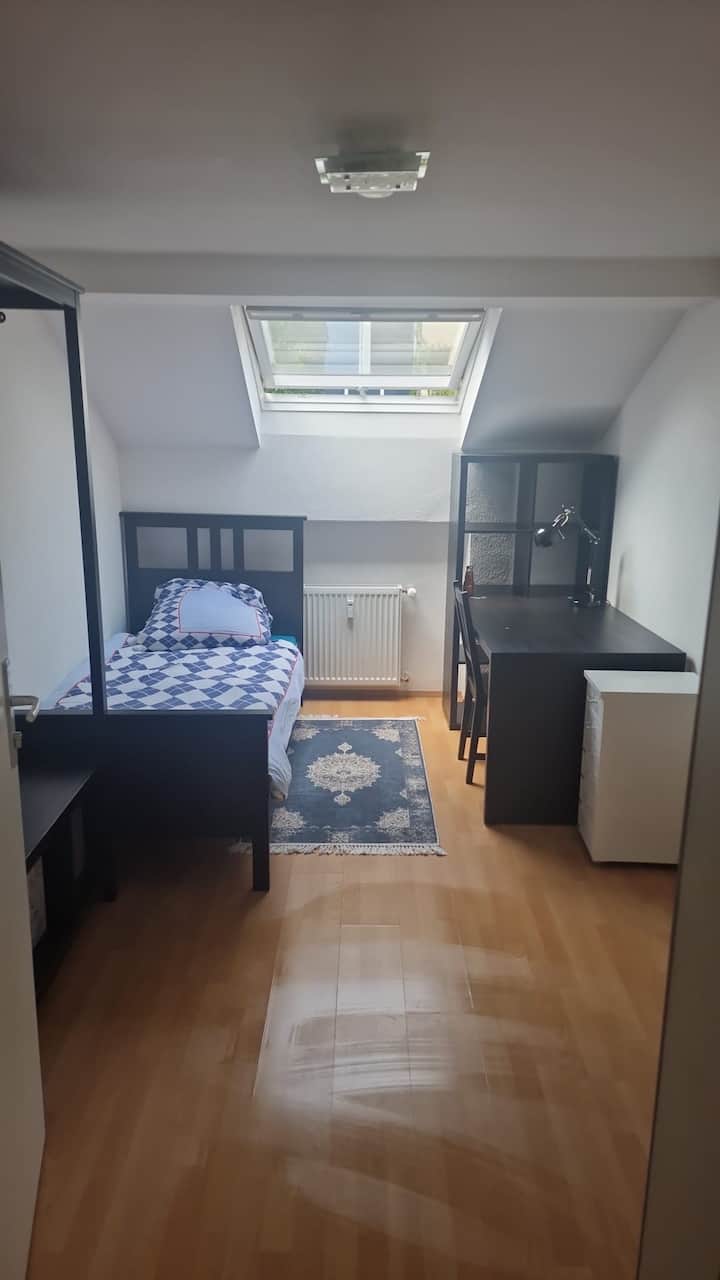 Völl Möbliertes Zimmer Zentral - Francfort-sur-le-Main