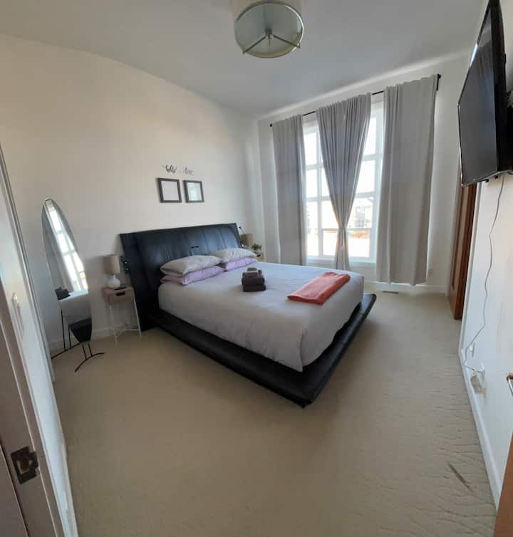 Cozy Escape. - Airdrie