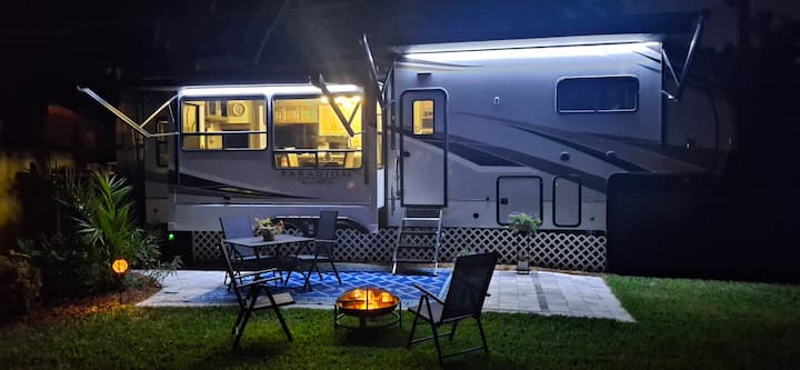 Rental In Ellenton - Glamping - Bradenton, FL