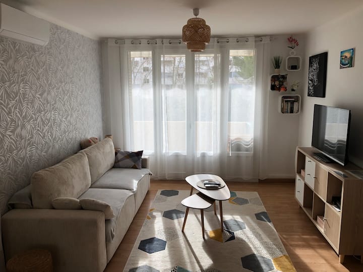 *Appartement T3*
Jean Jaurès-parking-balcon-clim - Caissargues