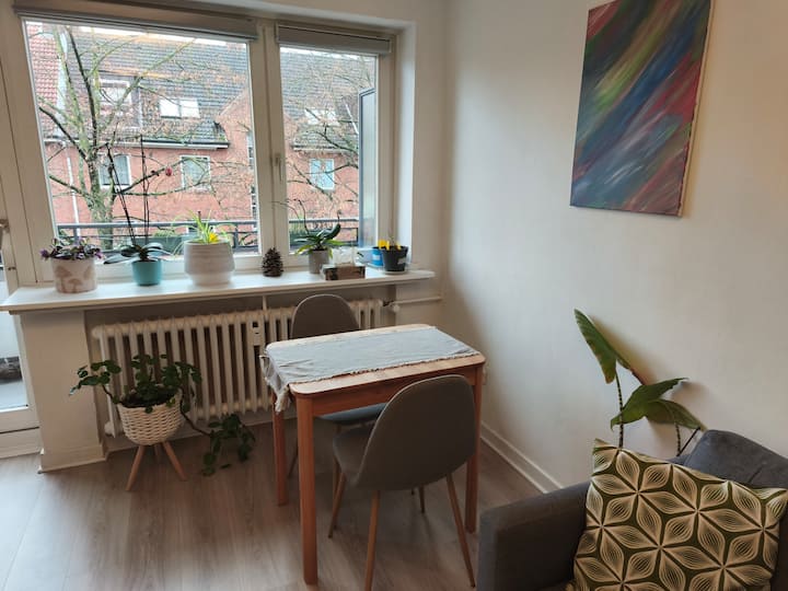 Cozy And Bright Apartment - Hamburg