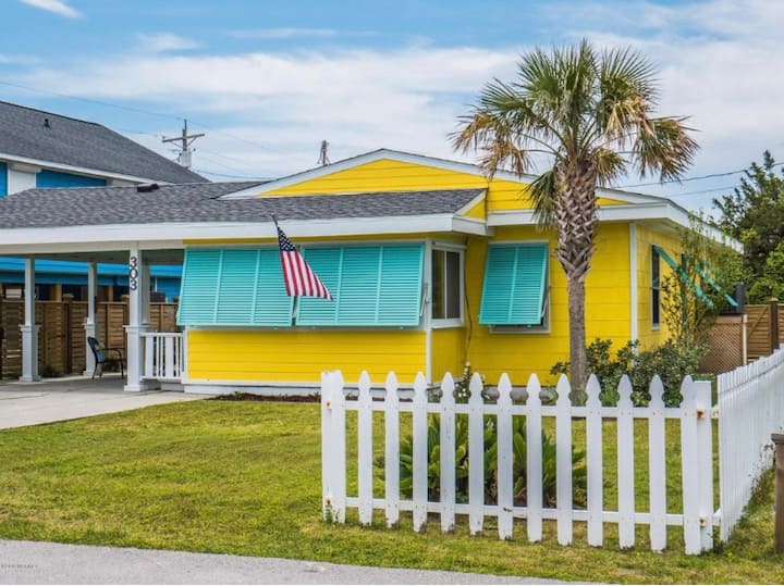 Surf Bungalow W/ Hot Tub! - Topsail Island, NC