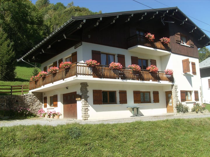 Val D'arly - Appartement Au 2ème éTage Dans Maison - Hauteluce - Les Saisies