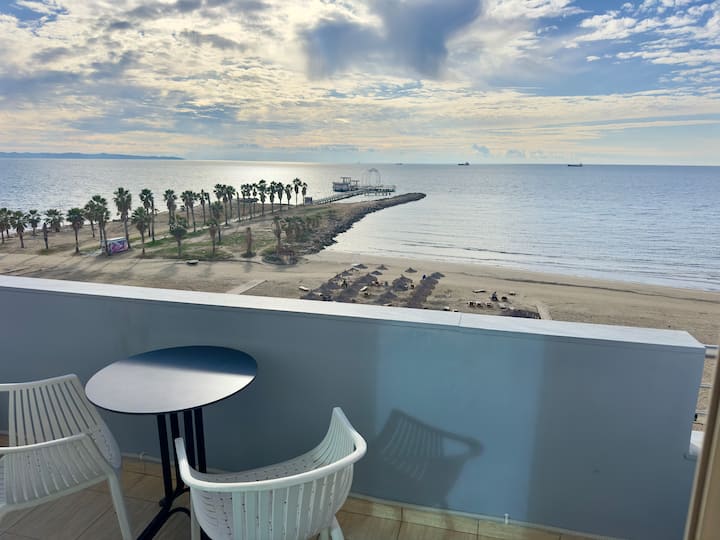 Shell- Blue Window - Durrës