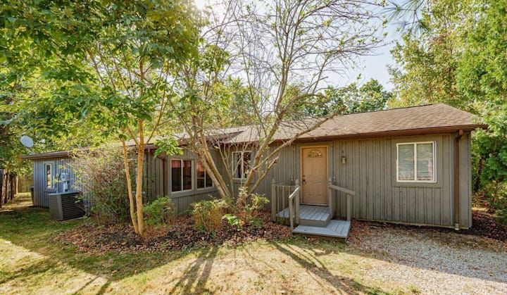 3 Br Hocking Hills Home With Brand New Hot Tub - Hocking Hills State Park, OH