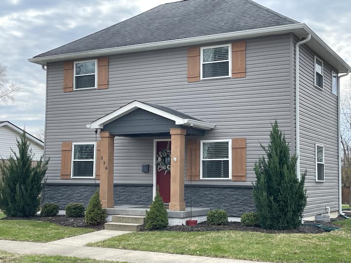 Home Away Fortville - Pendleton, IN