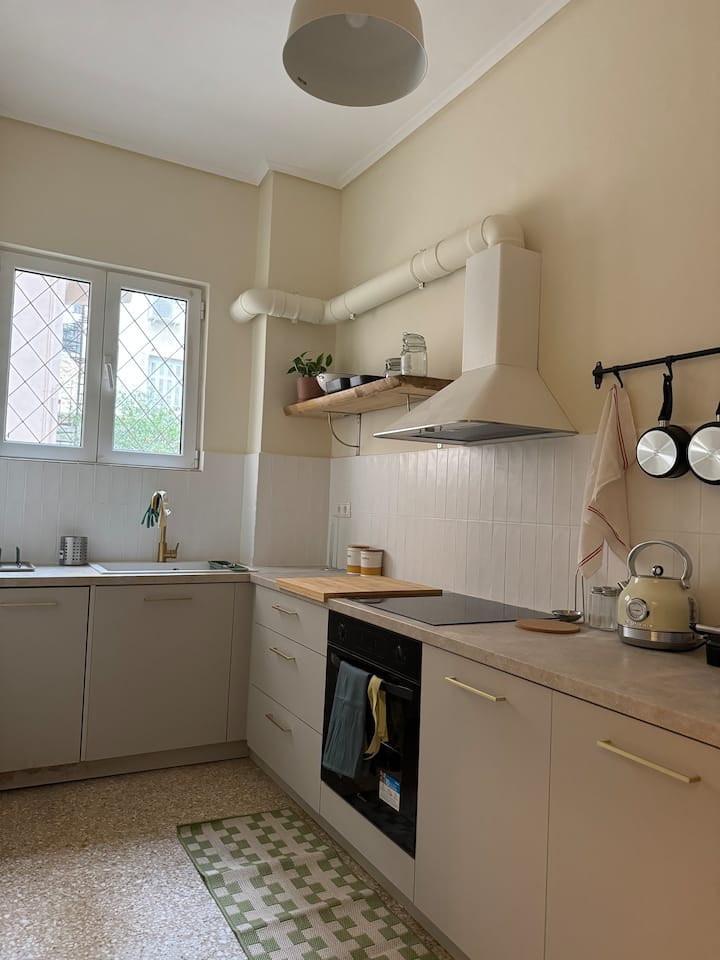 Cozy Apartment (National Museum) - 雅典