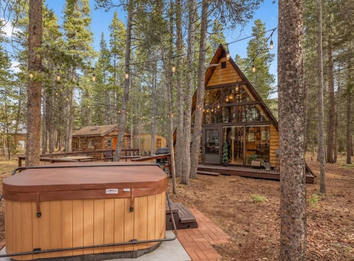 Mountain A-frame Getaway | Game Room + Hot Tub - Nederland, CO