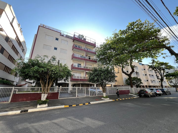 Apto 300m Praia Enseada Guarujá - Guarujá