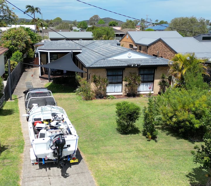 Entire Home In A Peaceful Location- Pet Friendly! - 벨몬트