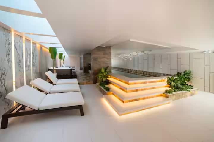 Airbnb En Quito, Piscina, Gimnasio, Wifi, Jacuzzi - Quito