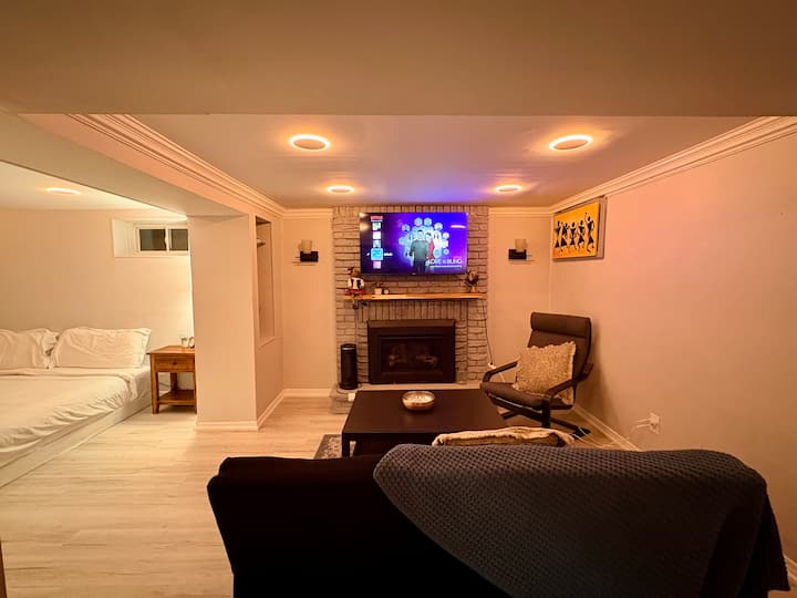 Cozy Stays! - Mississauga