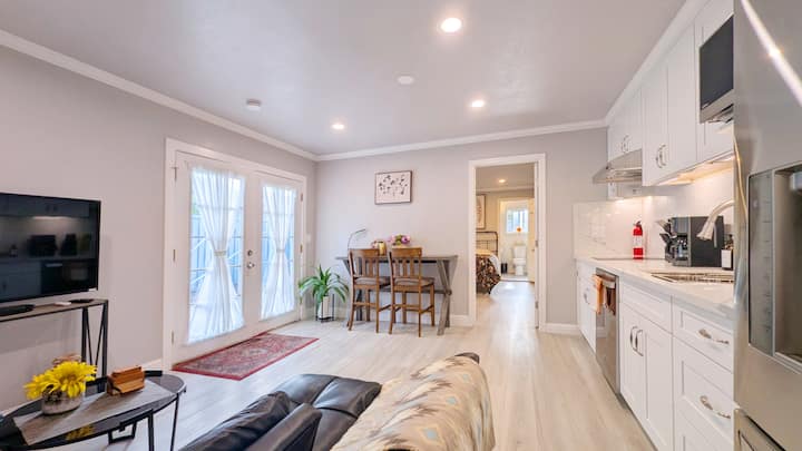 Fully Private/king Bed/free Parking/washer&dryer - Santa Clara