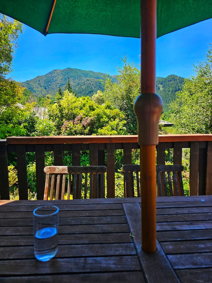 Mountain Views At Acheron House - Hanmer Springs