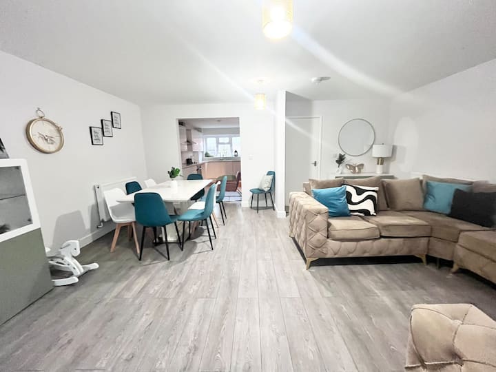 Modern 10 Bdr House Near Canterbury. Free Parking - Canterbury