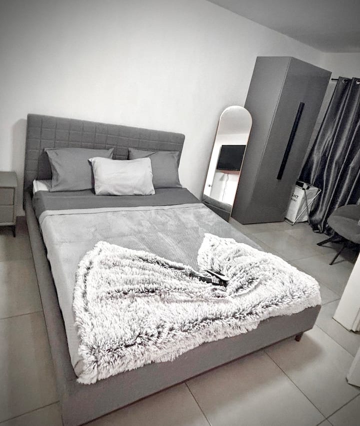 Privé, Modern En Centraal Gelegen Appartement D - Curaçao