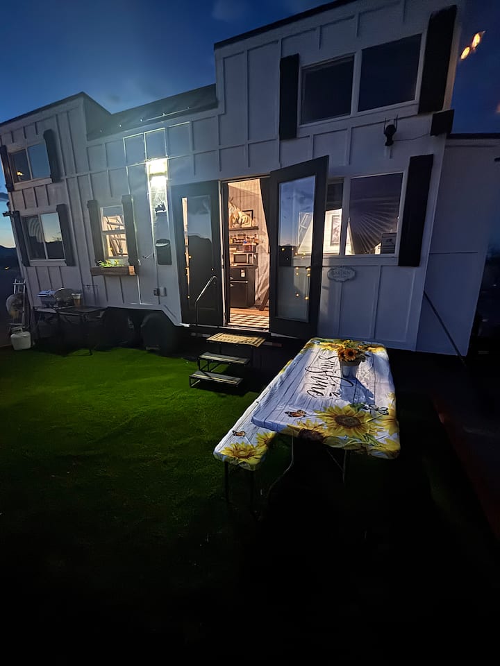 Tiny House In A Hidden Valley - Sonoran Desert National Monument