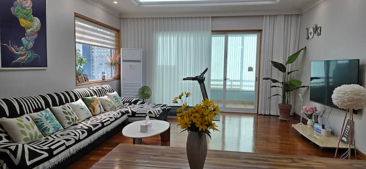 경주가족독채숙소
Cozy House 코지하우스
편안하고 내집 같은 50평 대형 가족 숙소 - Gyeongju-si