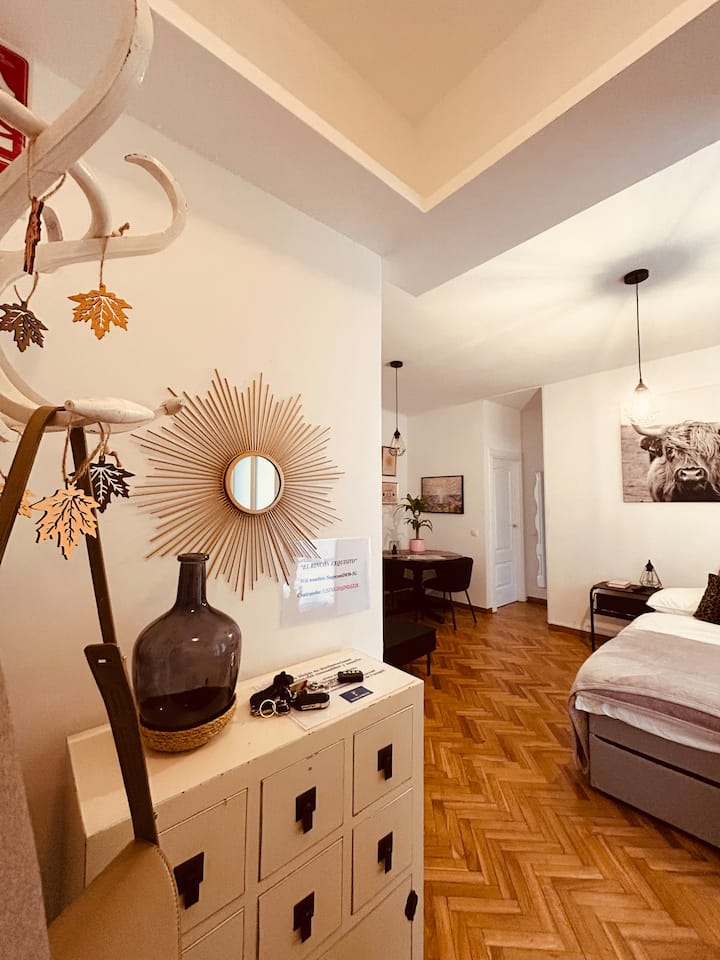 Acogedor, Pleno Centro Y Garaje. - Albacete