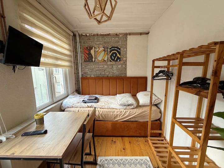 No6 Balat Center Single Exclusive Flat - Fatih