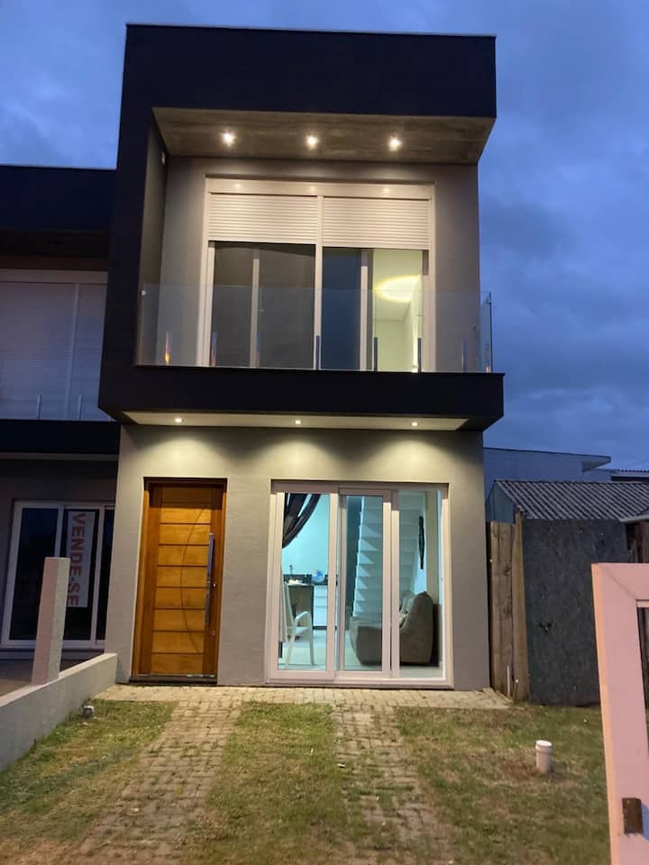 Casa Na Quadra Da Prefeitura - Xangri-lá