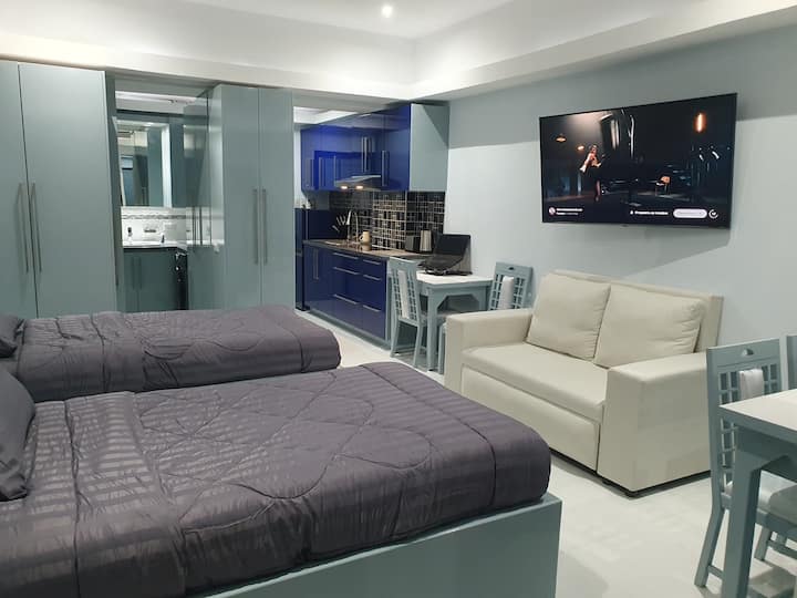 Sea ​​View Suite 100 M From The Beach. - Jomtien