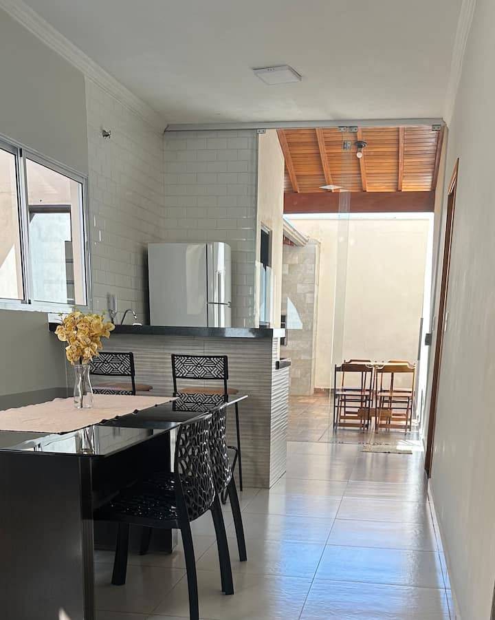 Casa Aconchegante Com Ar - 3 Quartos Próx Hospamor - Barretos