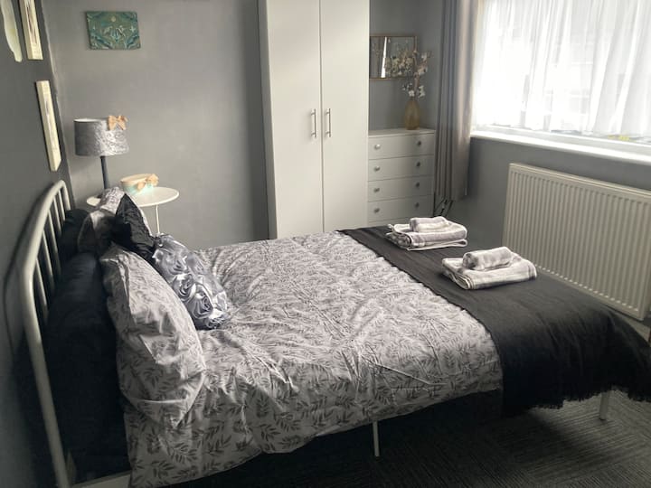 Bristol 
Ashton And Beyond - Brístol